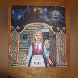 Scholastic | Other | Whos That Knocking On Christmas Eve Childrens Pb ...